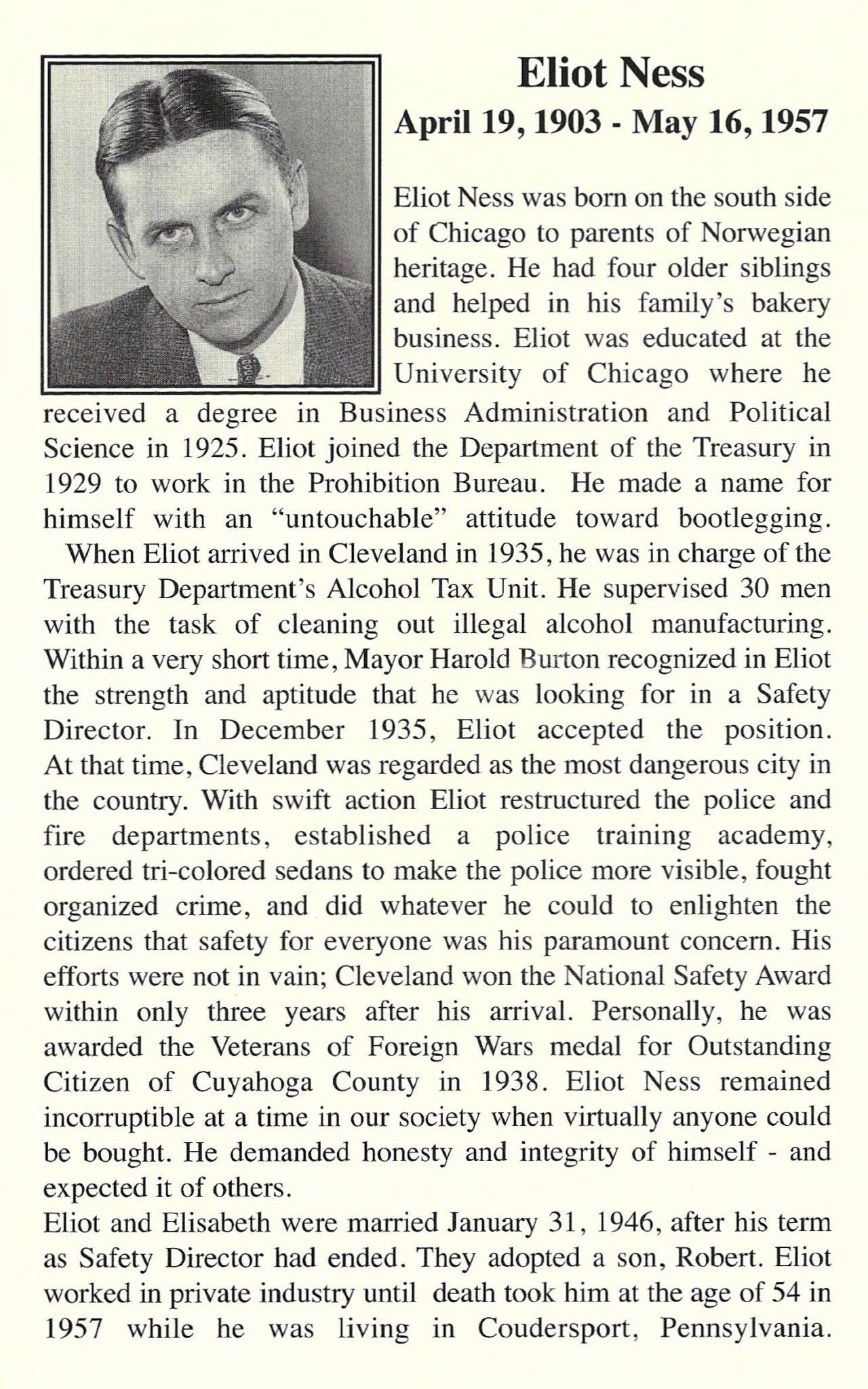 Eliot Ness' Final Resting Place - Cleveland Police Museum
